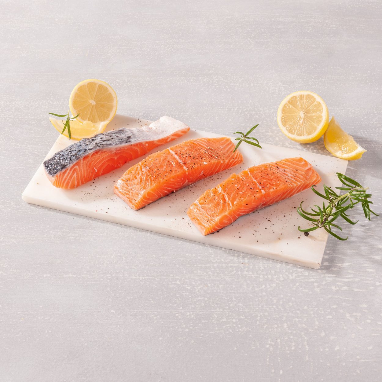 Verse zalmfilet met vel, 3 st. GOLDEN SEAFOOD® kopen bij ALDI België