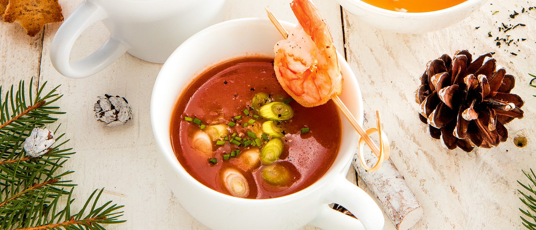 Bisque de crevettes, scampi et oignon de printemps